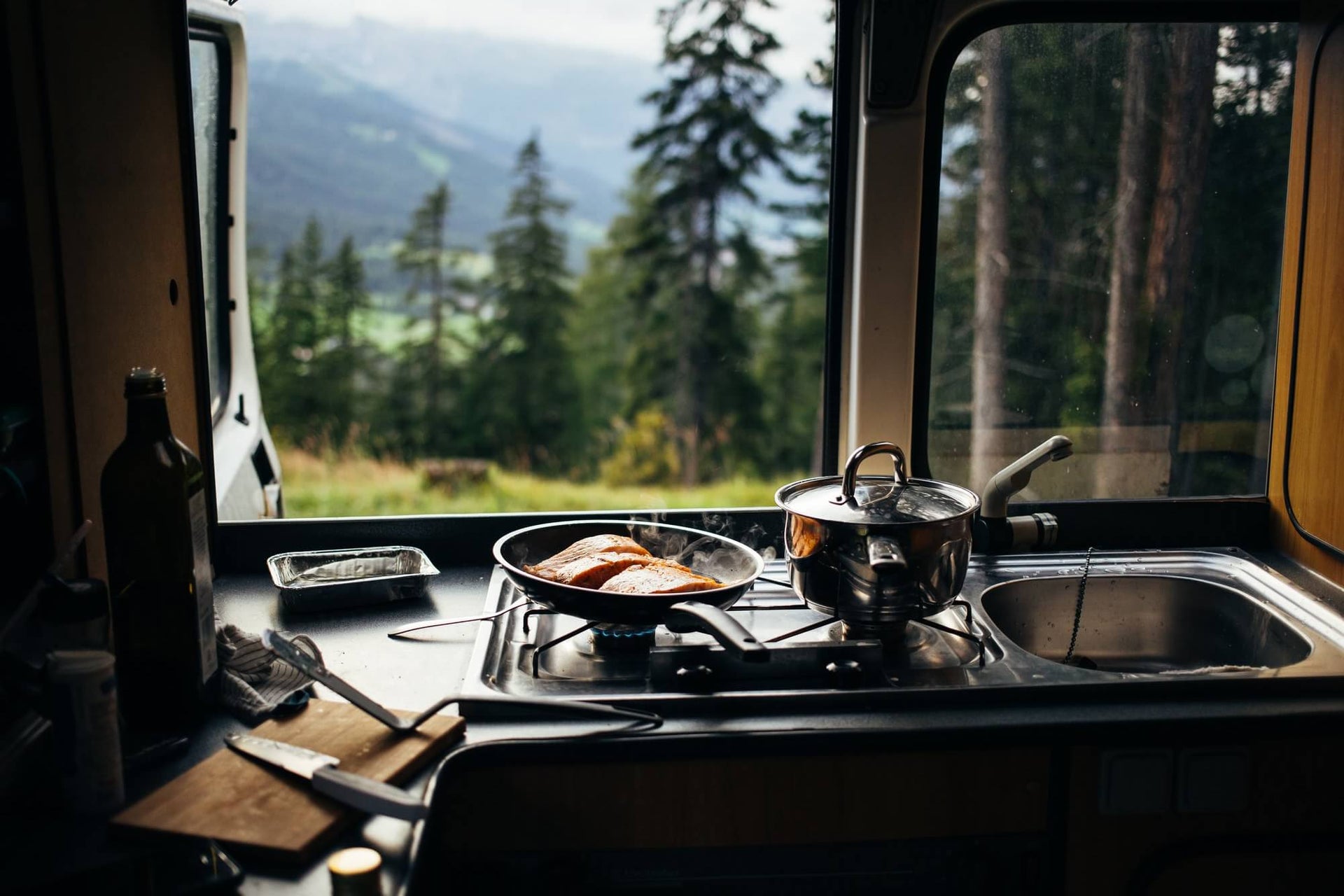 Caravan & Camping Cookware | Cookware Set | Camping Supplies